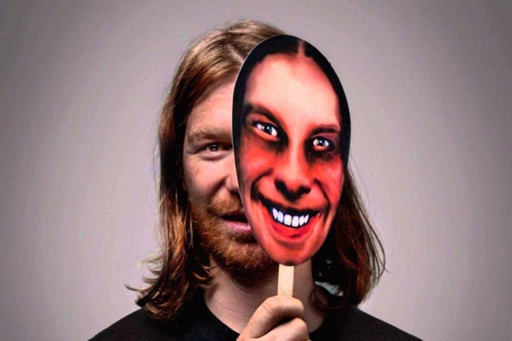 Melihat Dunia Eksentrik Aphex Twin dalam “The Cult of Aphex Twin ...