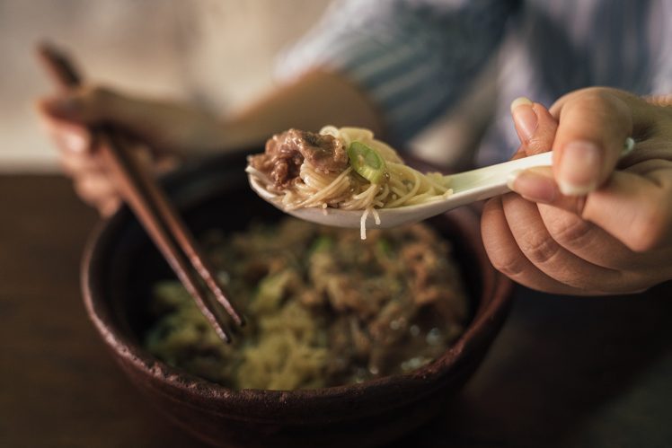 Places to Go: Claypot Popo Sabang - Whiteboard Journal